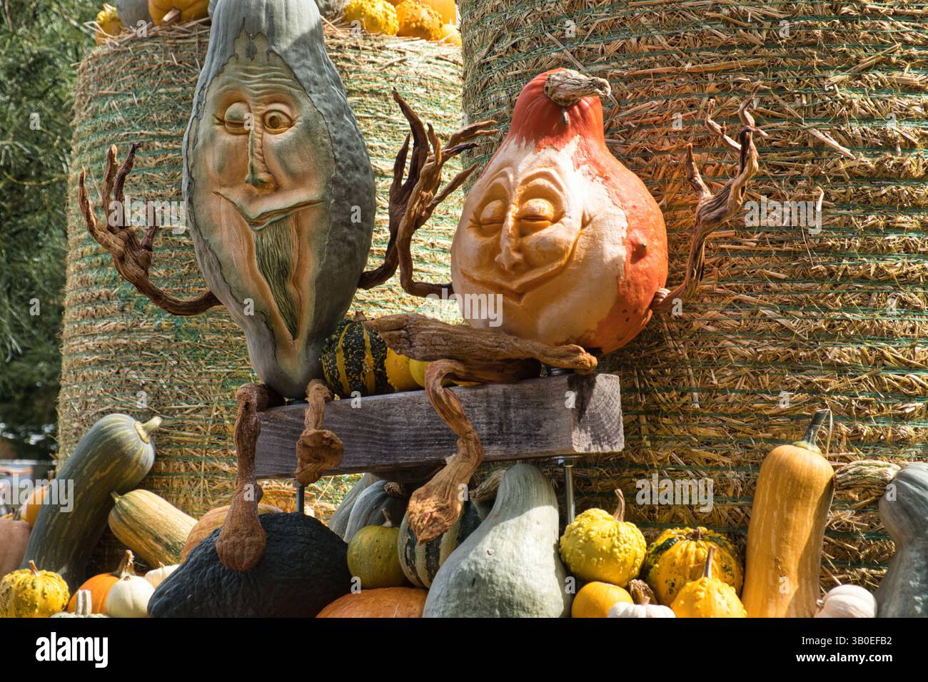 Whimsical scene of two figures hi-res stock photography and images - Alamy
