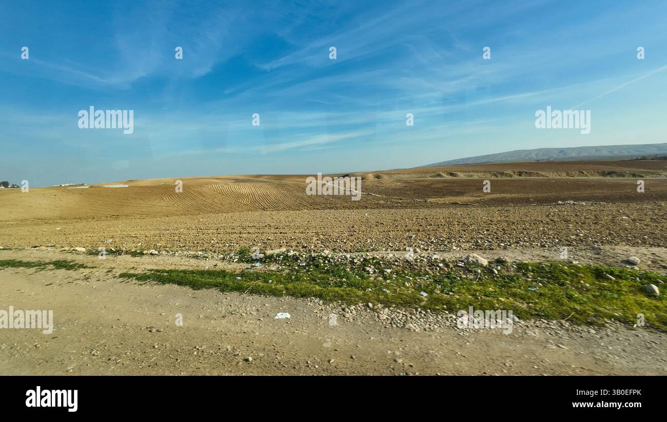 Vast topography hi-res stock photography and images - Alamy