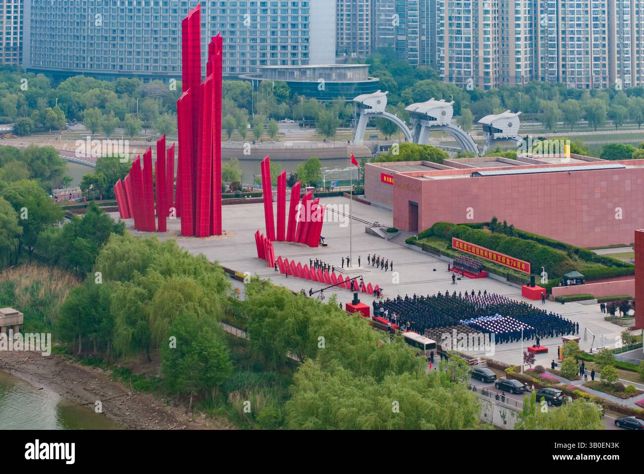 Celebrating the victory of the crossing of the yangtze river hi-res ...