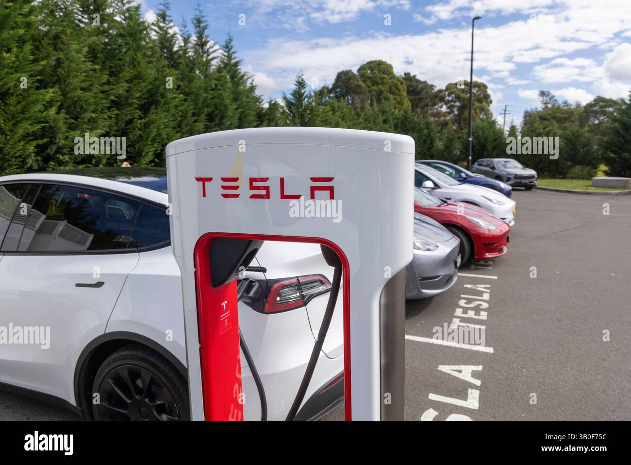 Tesla Cars at Tesla supercharger site in Exeter New South Wales, 250KW ...