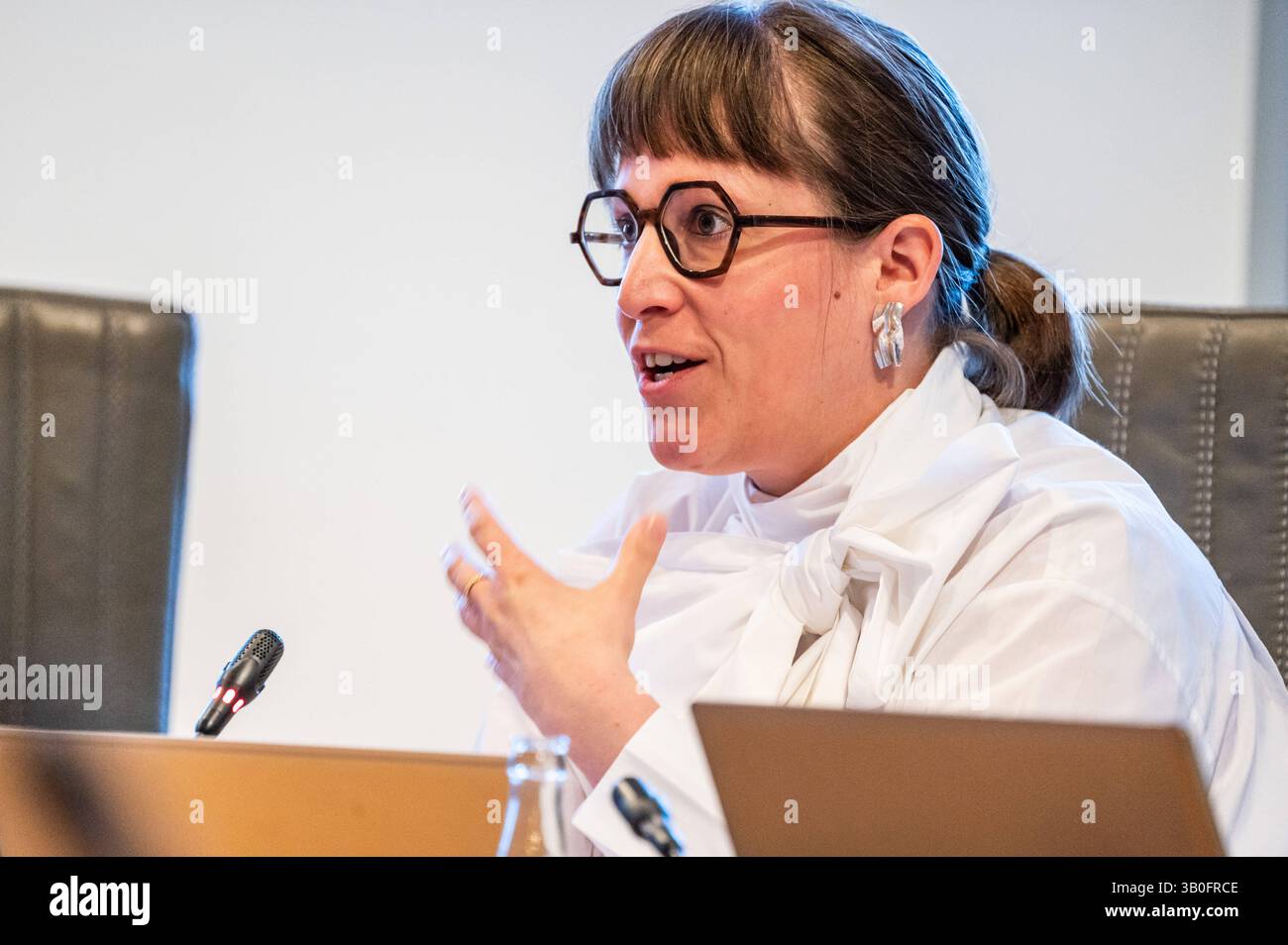Nicole de Moor CD&V at the Flemish Parliament, committee for internal ...