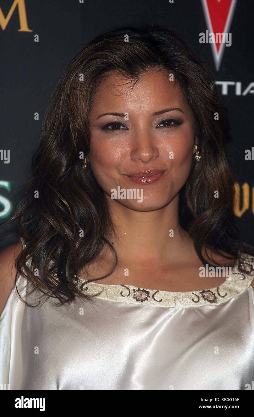 Kelly hu maxim hot 100 hi-res stock photography and images - Alamy