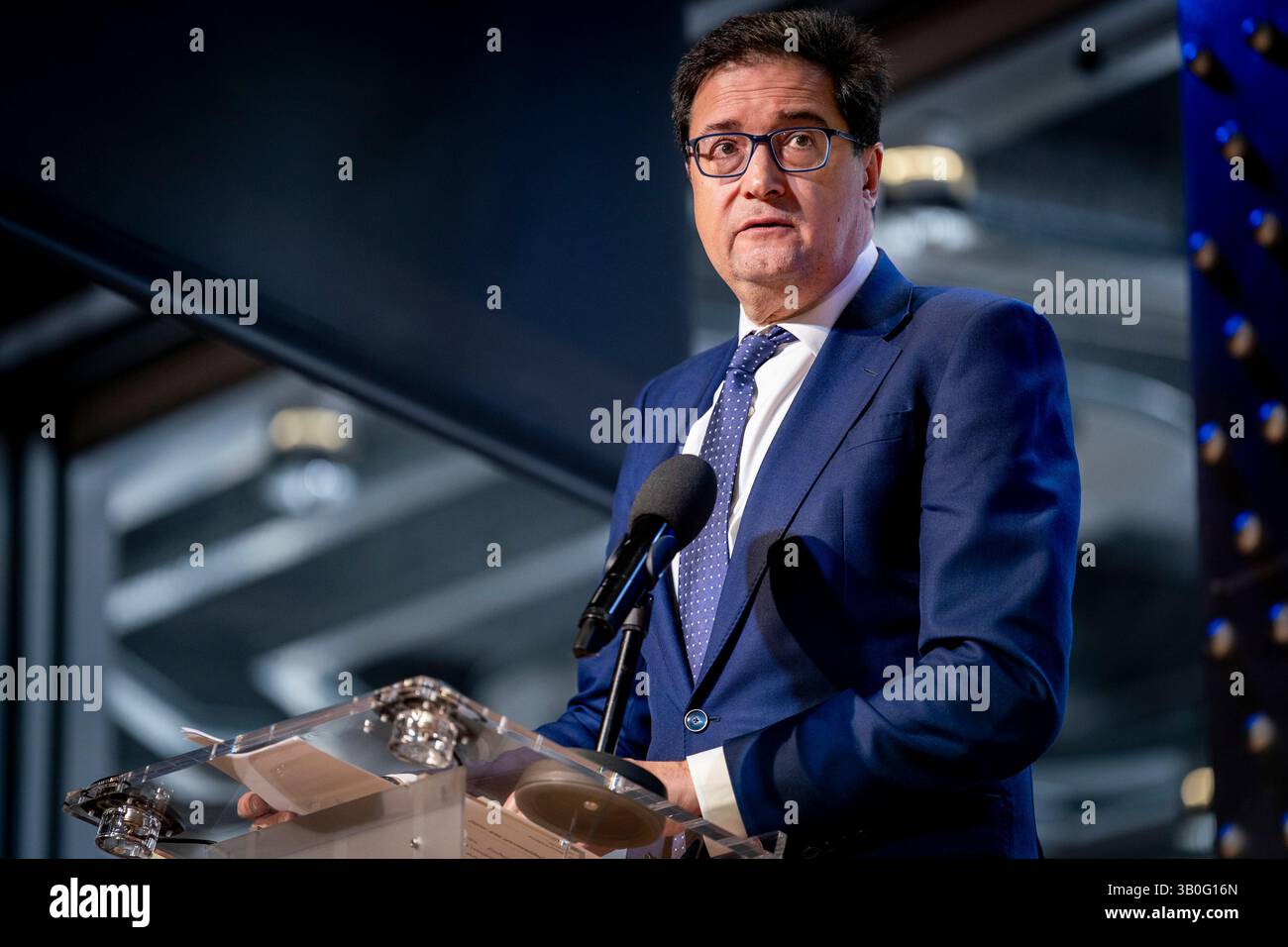 The Minister for Digital Transformation and the Civil Service, Óscar ...