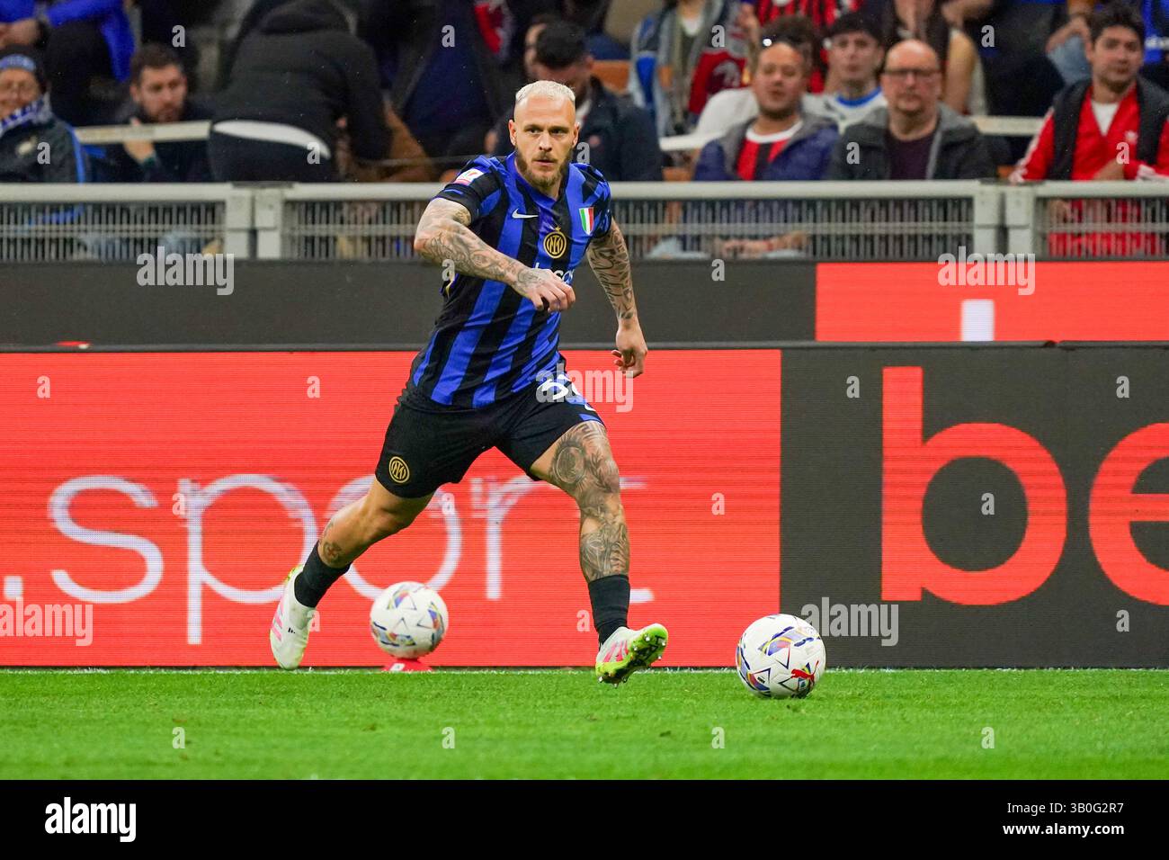 Milan, Italy. 23 Apr, 2025. Federico Dimarco, during FC Internazionale ...