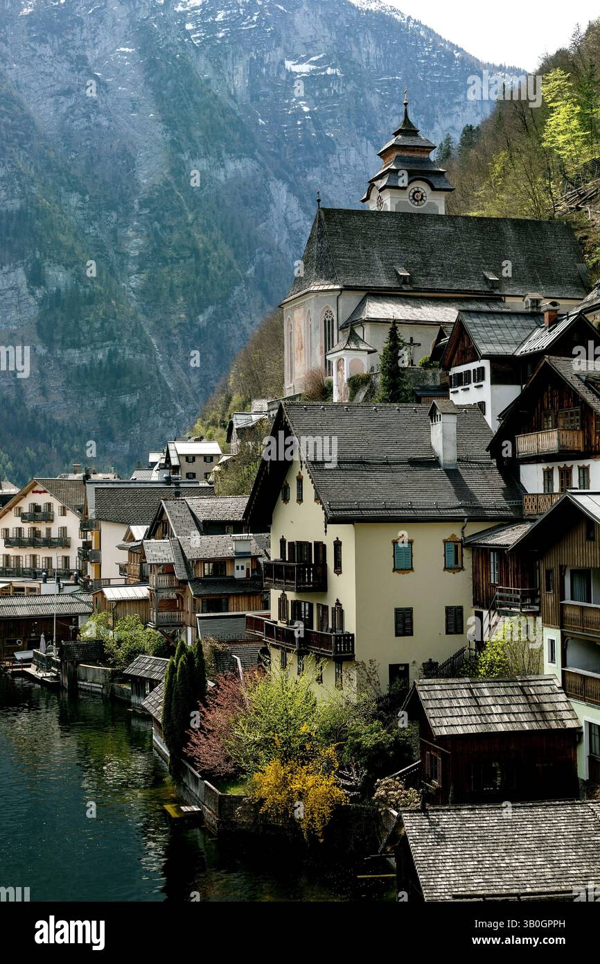Picturesque Austrian village Hallstatt with traditional architecture ...