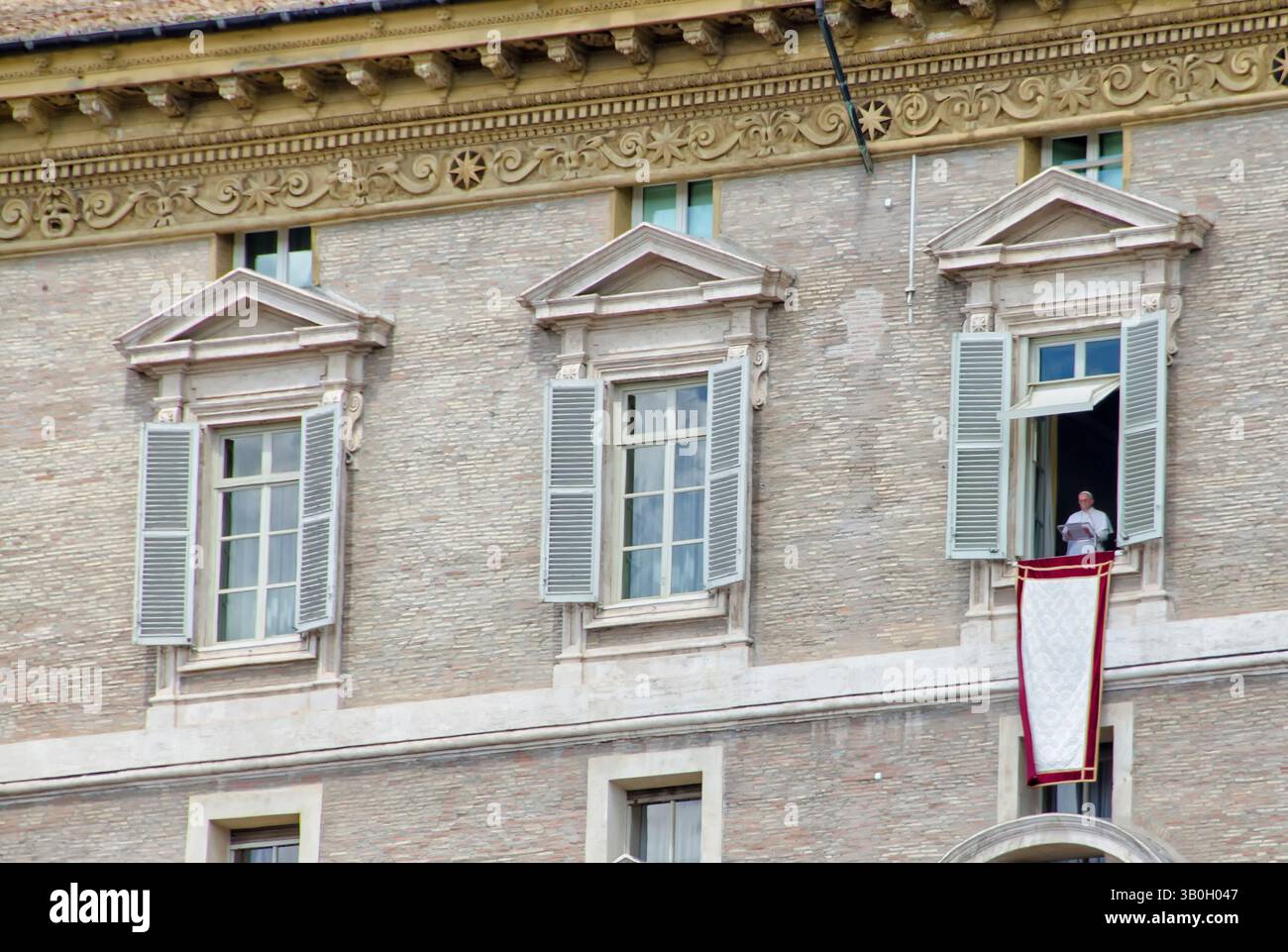 Pope francis rome hi-res stock photography and images - Alamy