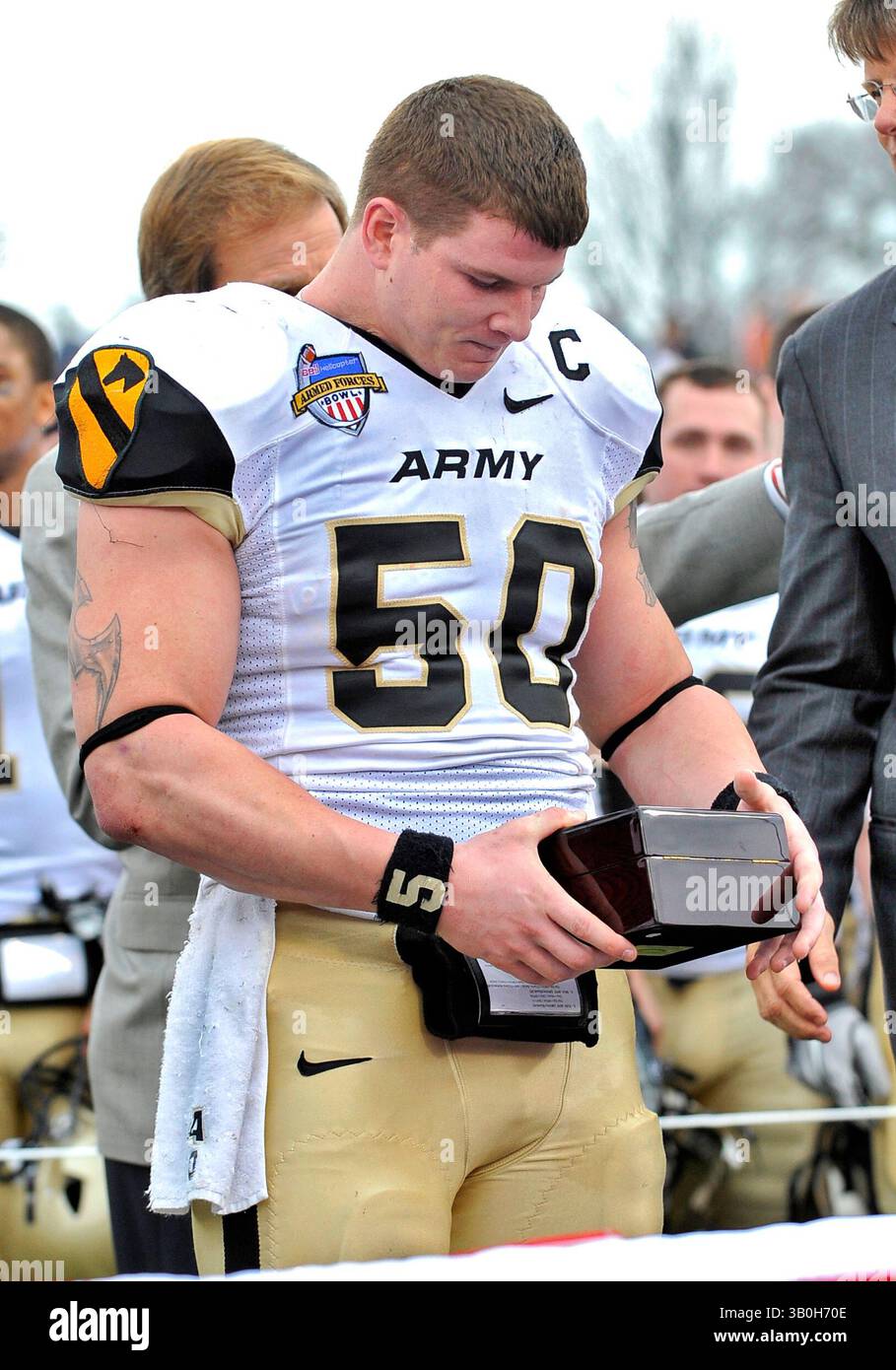 December 30th, 2010: .Army Black Knights linebacker Stephen Anderson ...