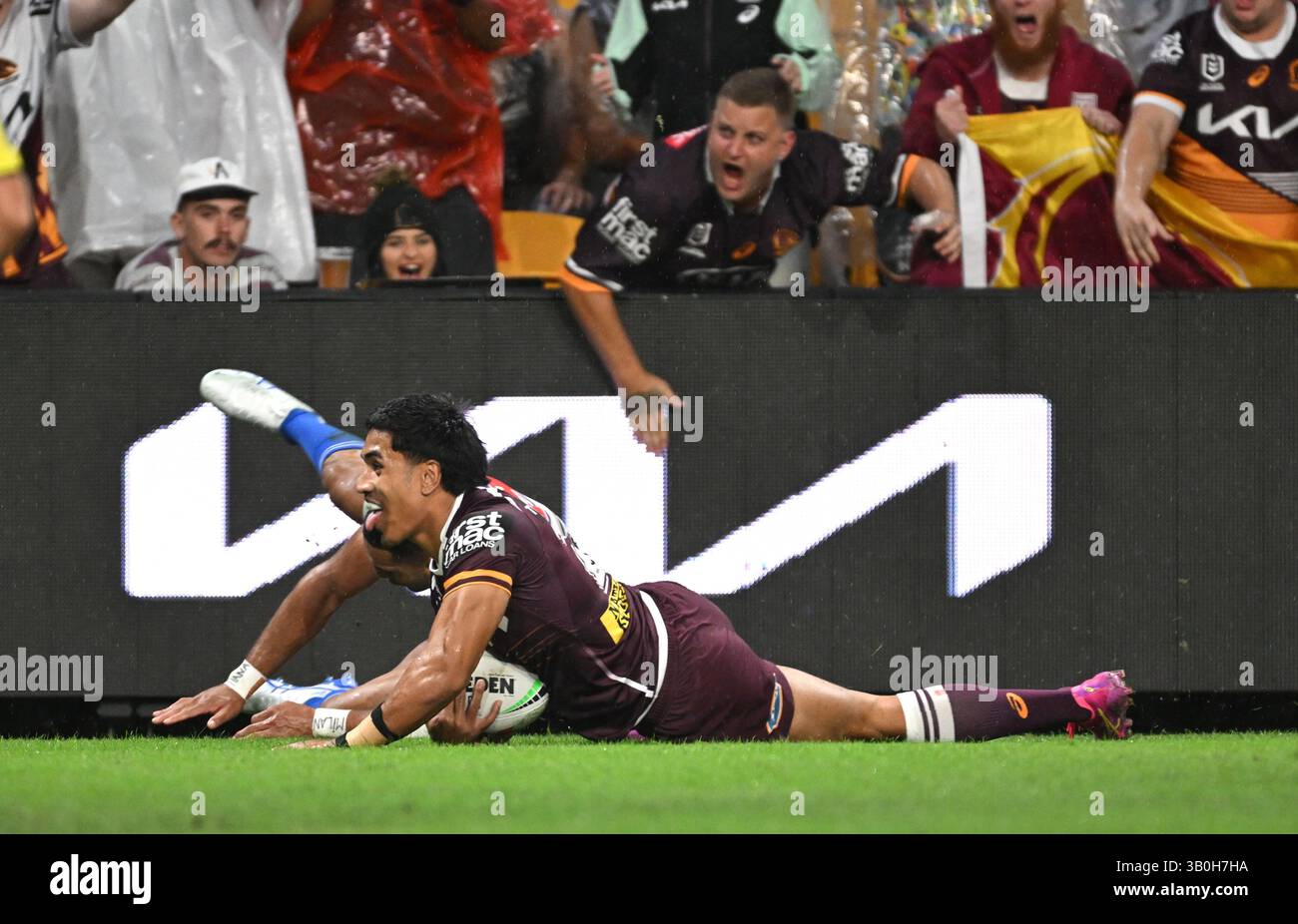 Brisbane, Australia. 24th Apr, 2025. Deine Mariner of the Broncos ...