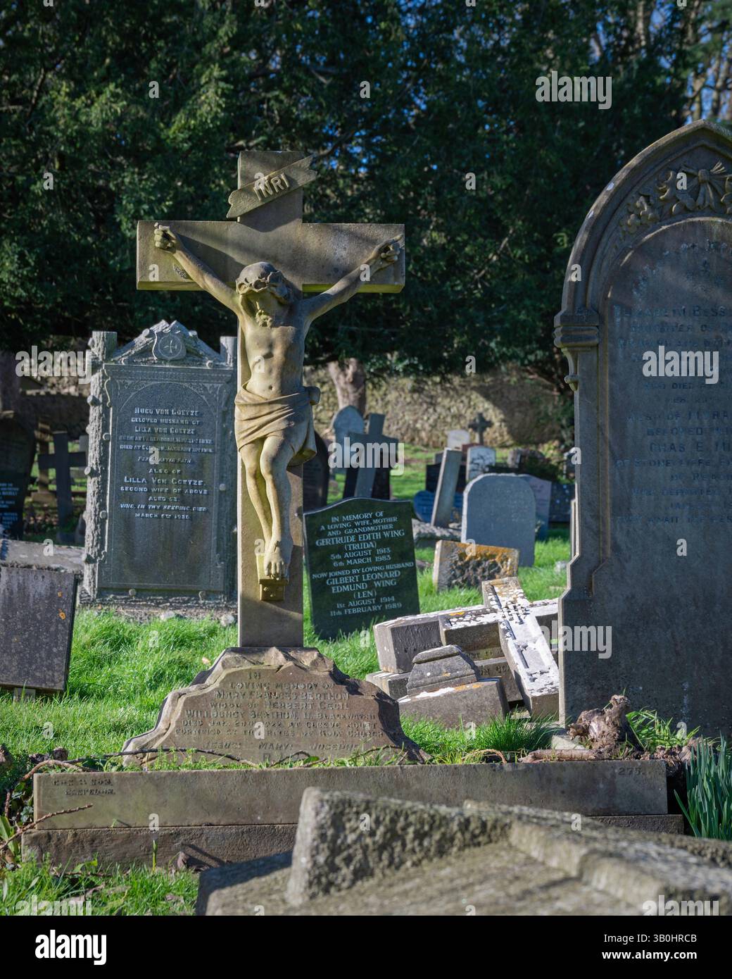 A picture of gravestones and monuments in Clevedon Cemetery, St Andrews ...