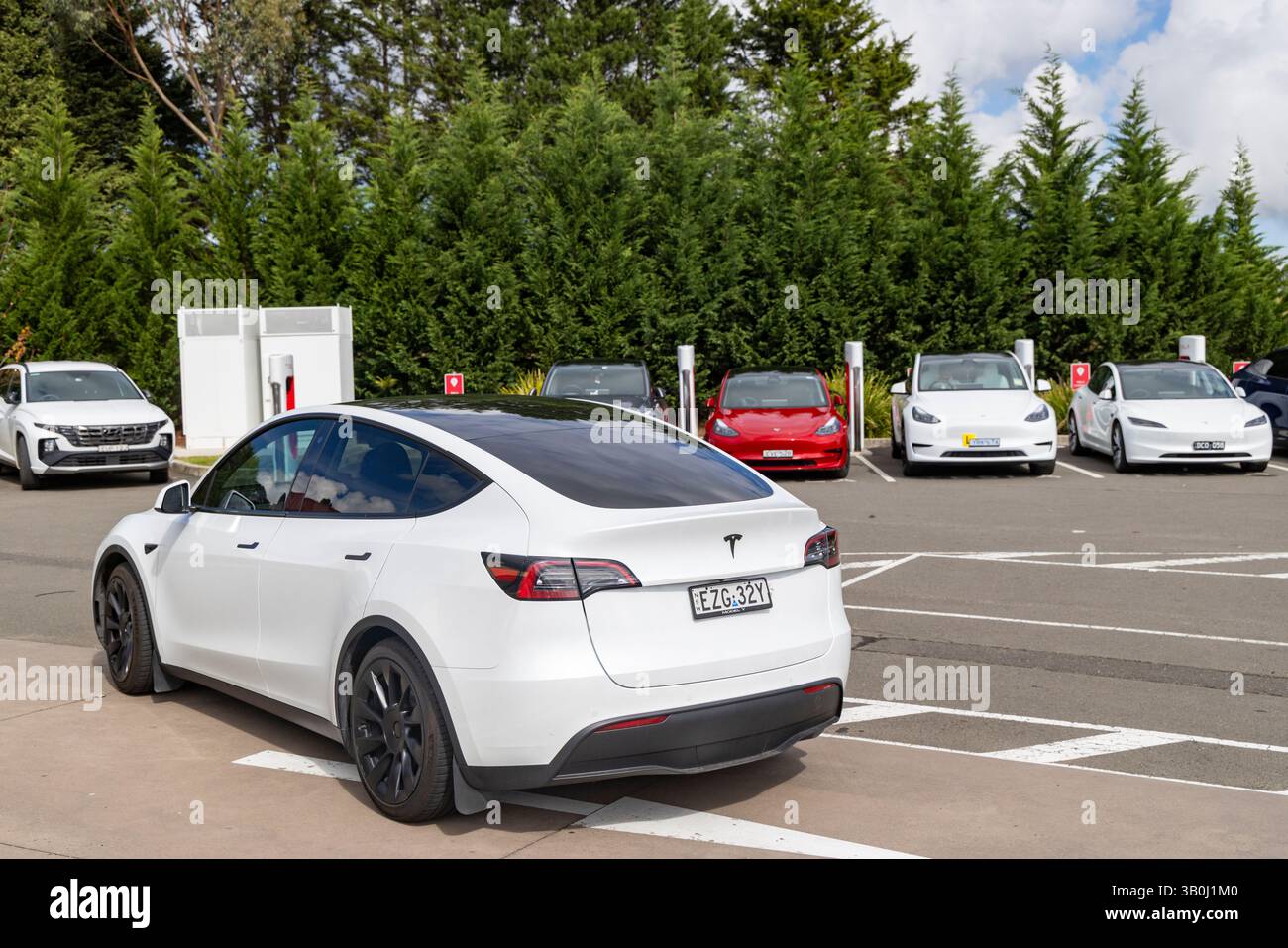 Tesla Cars at Tesla supercharger site in Exeter New South Wales, 250KW ...