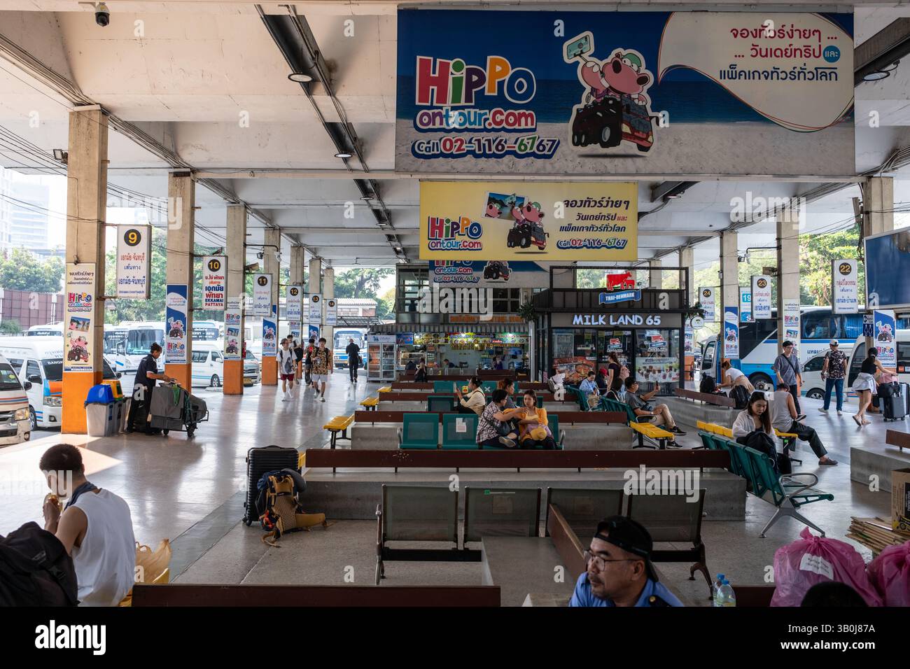 Southern Bus Terminal Ekamai Bangkok Thailand Stock Photo - Alamy