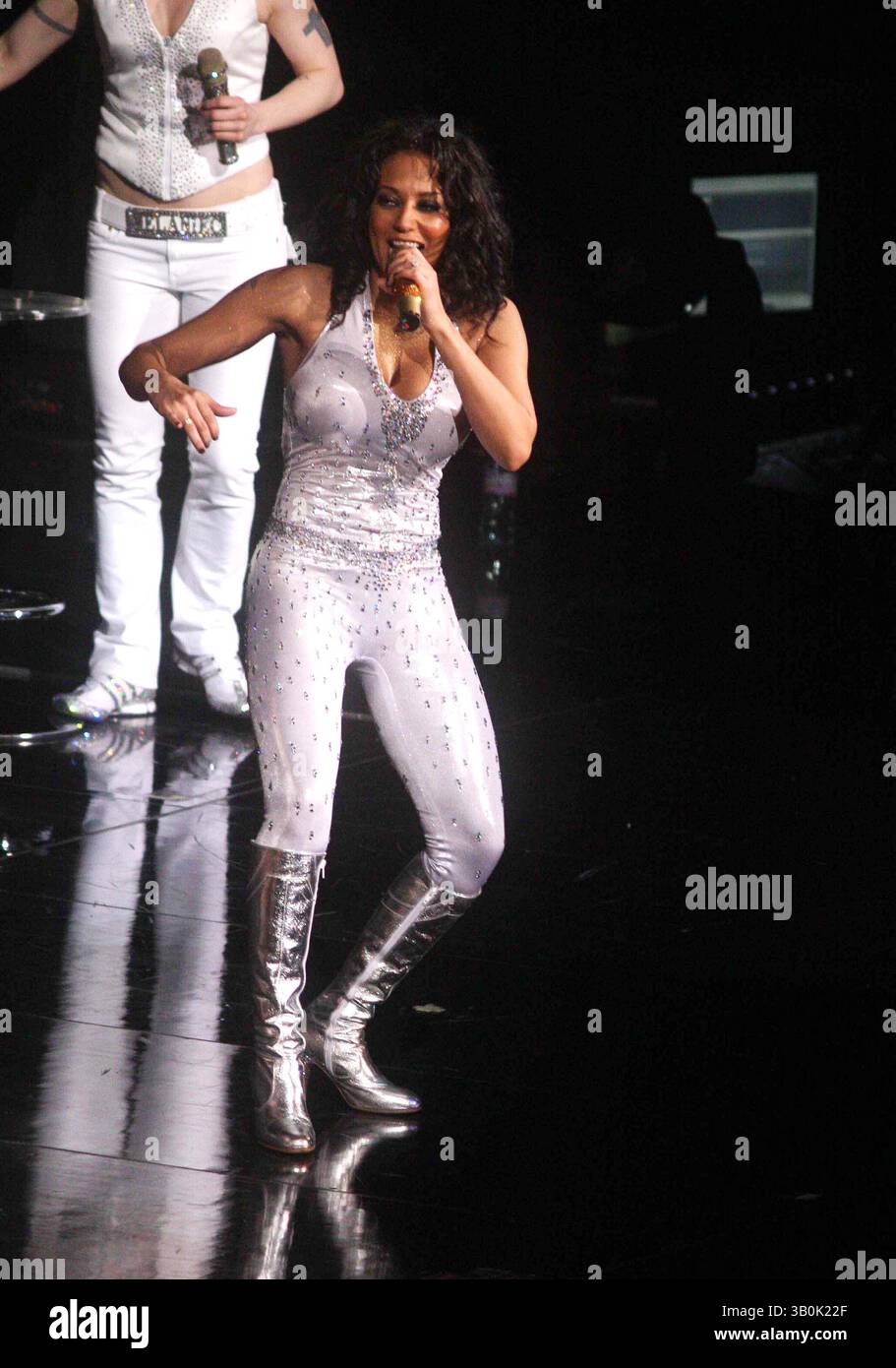 Spice girls posh spice in photos hi-res stock photography and images ...