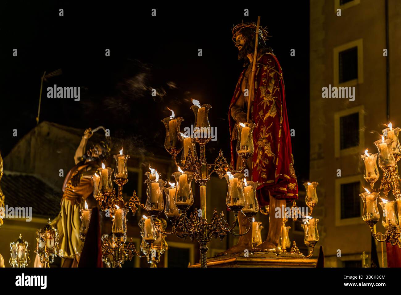 The paso of the Venerable Hermandad del Santísimo Ecce Homo (San Gil) in Cuenca depicts the ...