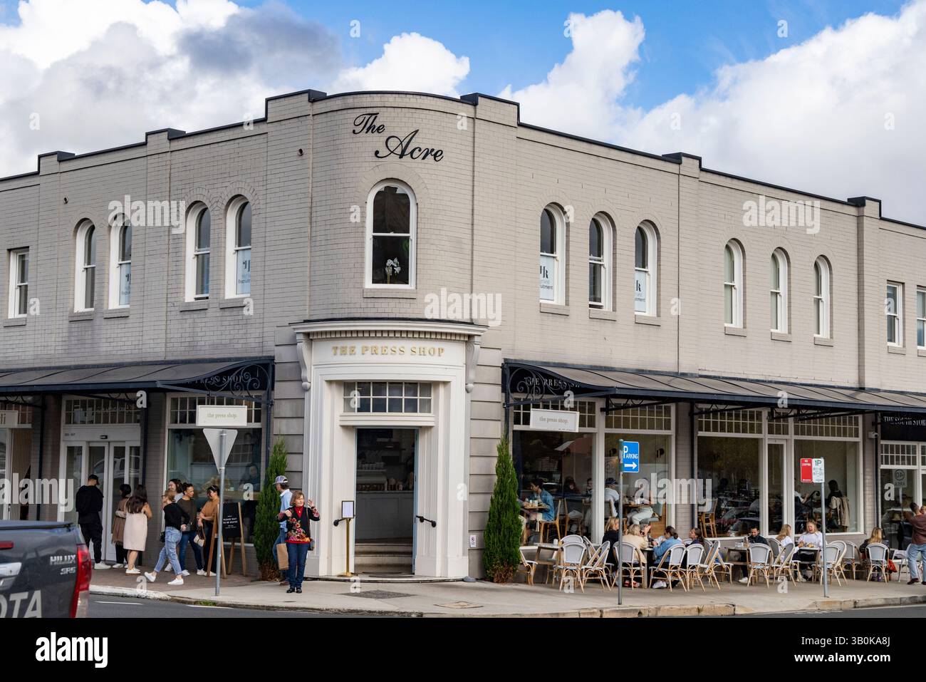 Bowral town centre, The Press shop cafe and restaurant housed in The ...