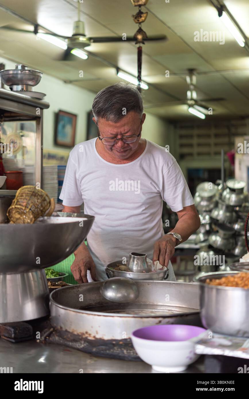 Unidentified eat thai noodle soup hi-res stock photography and images ...
