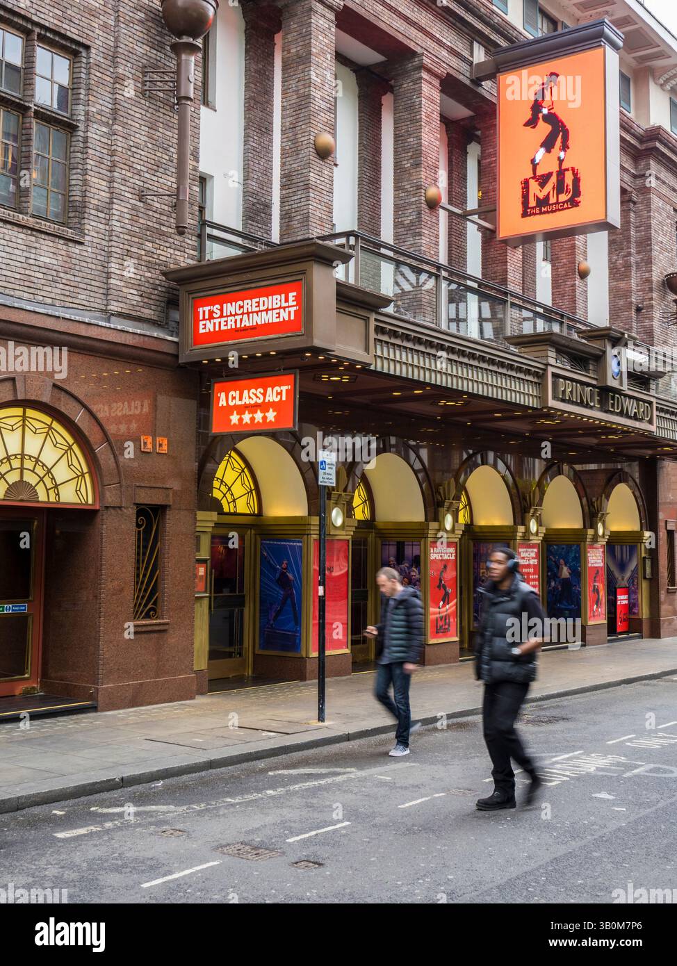 Mj the musical london hi-res stock photography and images - Alamy