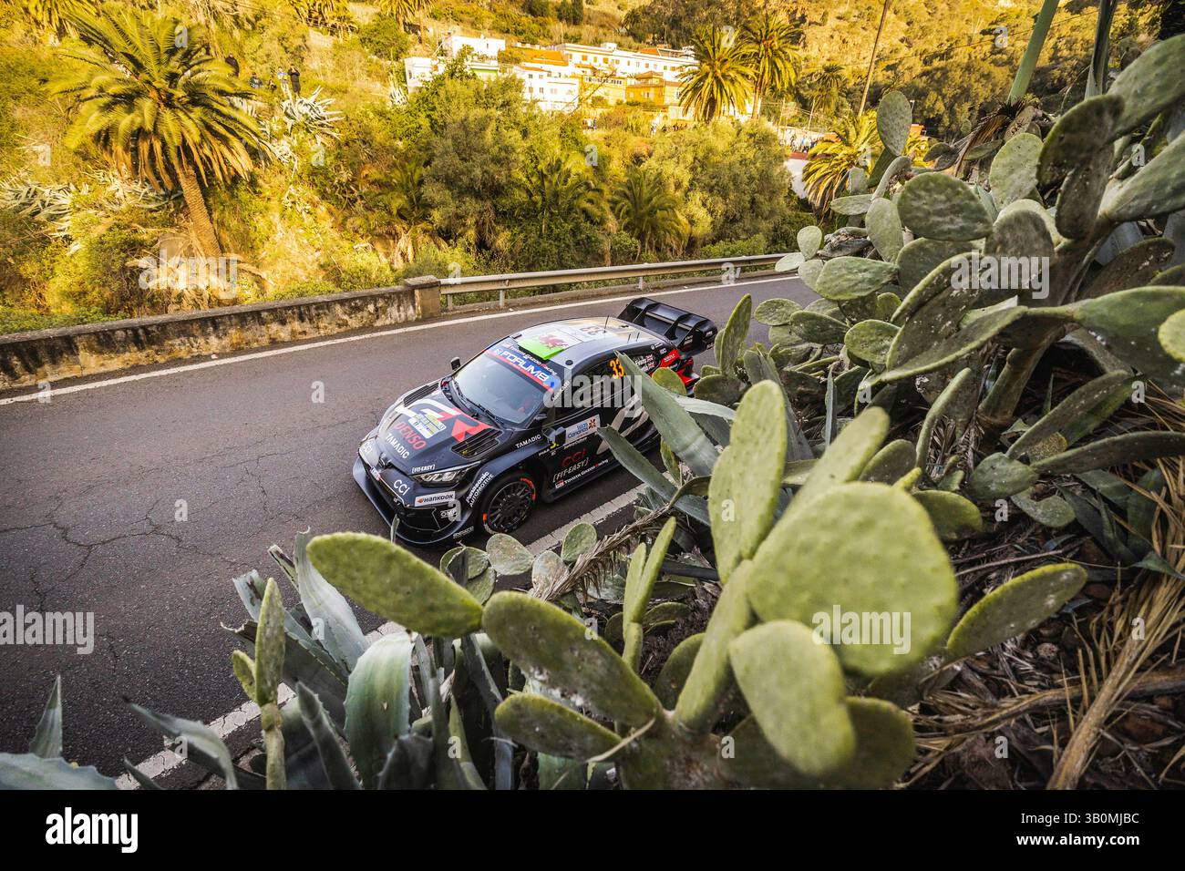 Las Palmas, Espagne. 24th Apr, 2025. 33 Elfyn EVANS, Scott MARTIN ...