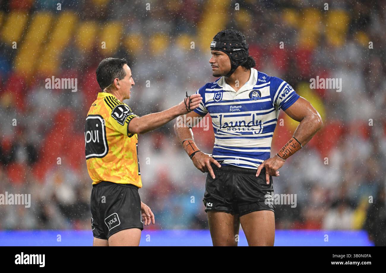 Stephen Crichton of the Bulldogs during the NRL Round 8 match between ...
