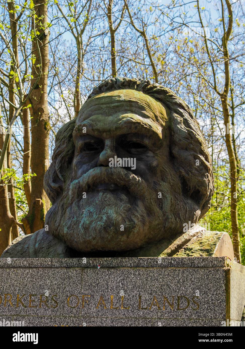 Tomb of Karl Marx, Karl Marx, Grave, Highgate Cemetery, Highgate ...