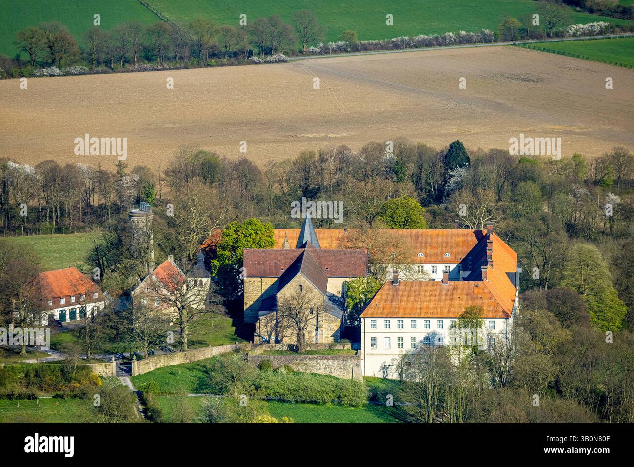 Luftbild, Schloss Cappenberg, LWL-Museum für Kunst und Kultur mit kath ...