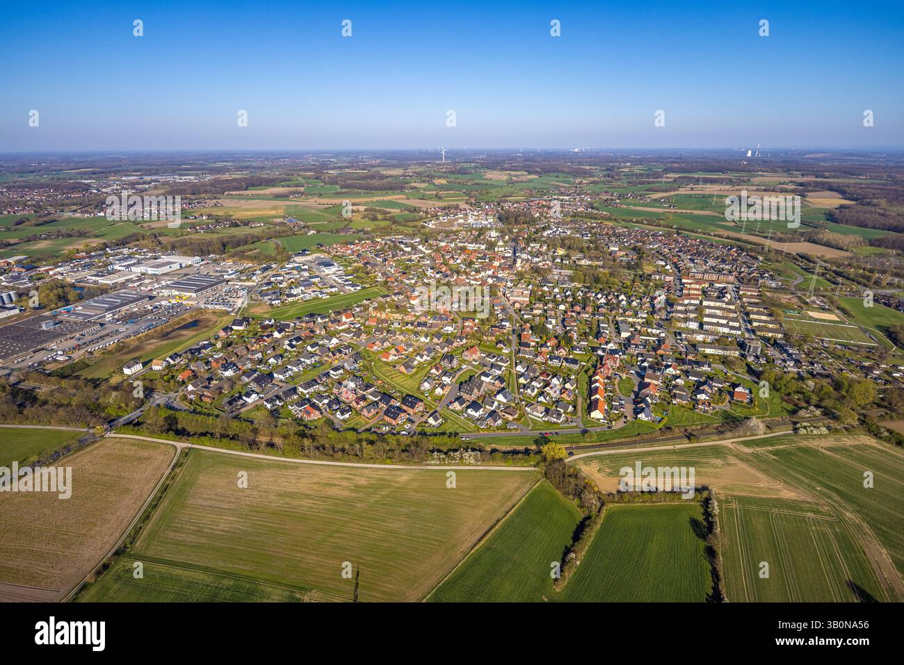 Luftbild, Wohngebiet Ortsansicht Ortsteil Bork mit Fernsicht und blauem ...