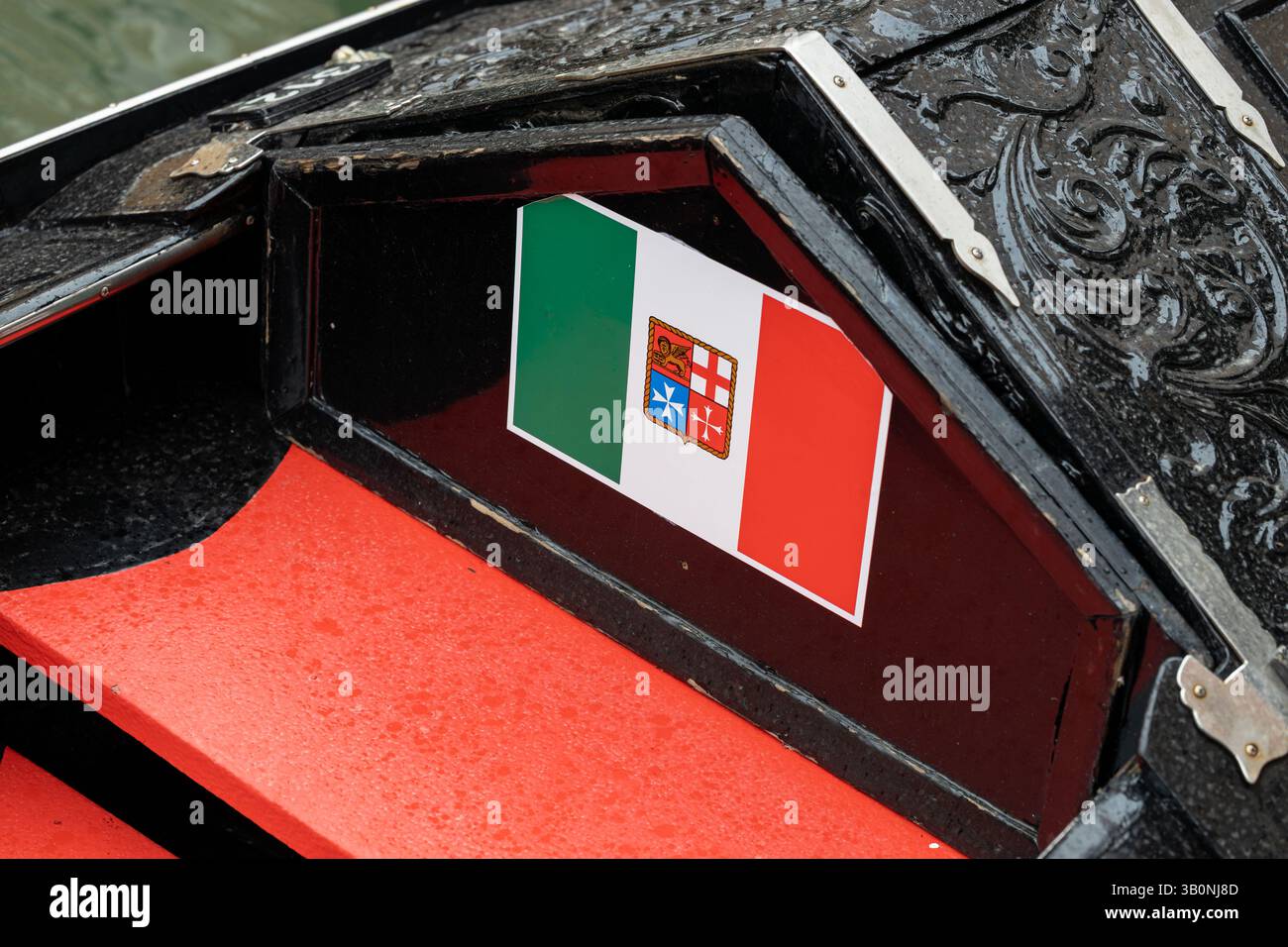 Italian Naval Flag on Traditional Boat Stock Photo - Alamy