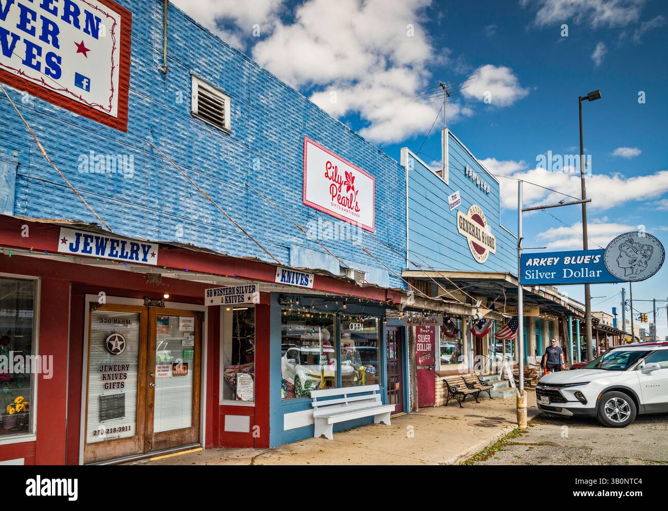 Old country store front in hi-res stock photography and images - Alamy