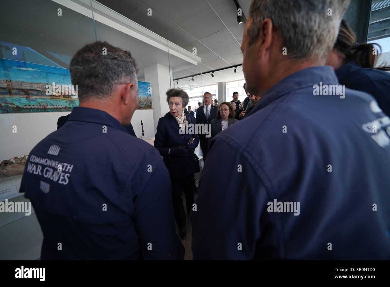 The Princess Royal speaks with representatives from the Commonwealth ...