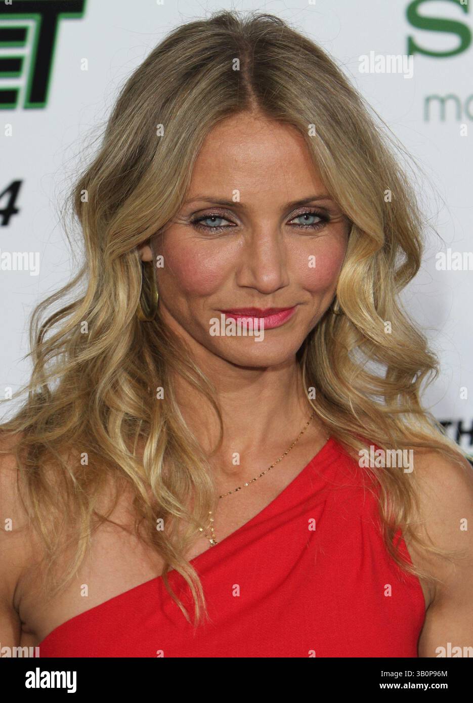 Jan 10, 2011 - Hollywood, California, U.S. - CAMERON DIAZ at the 'Green ...