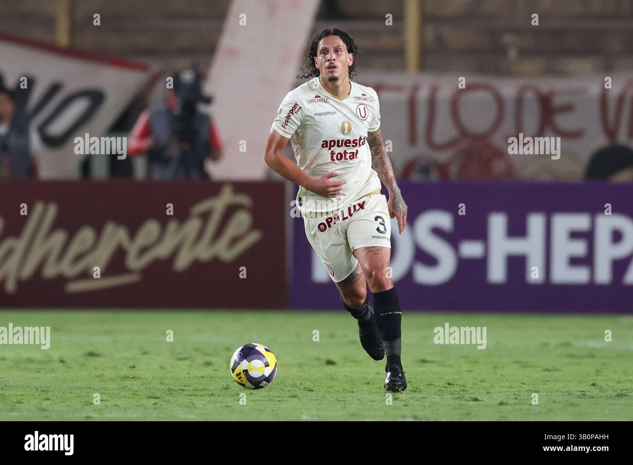 Lima, Peru. 14th Apr, 2025. William Riveros of Universitario de ...