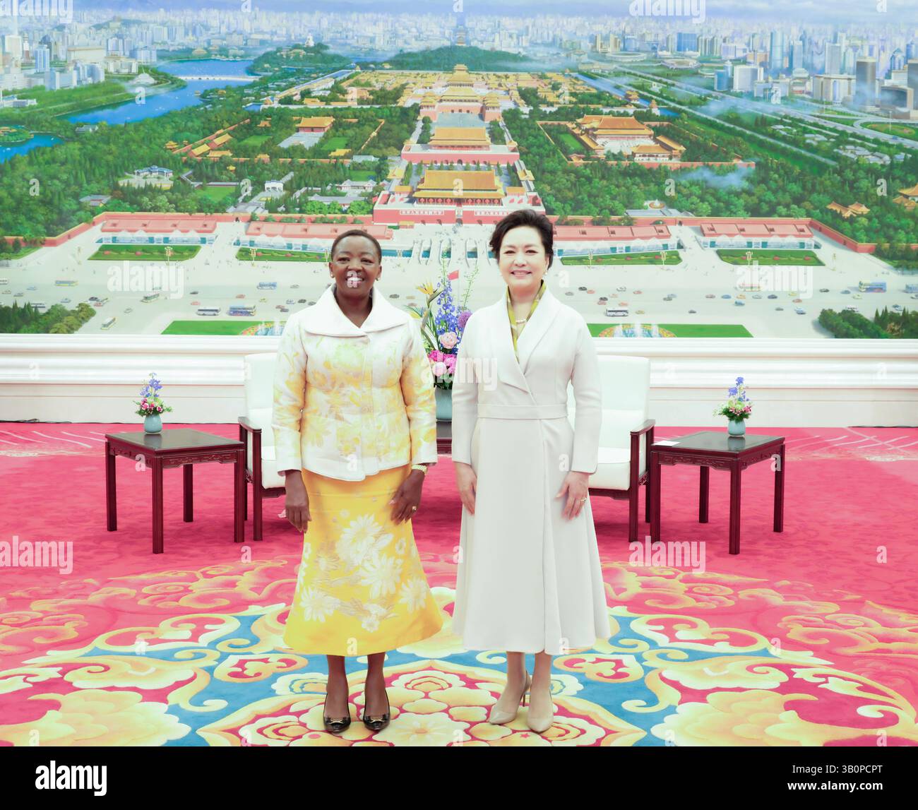 Peng liyuan 2025 hi-res stock photography and images - Alamy