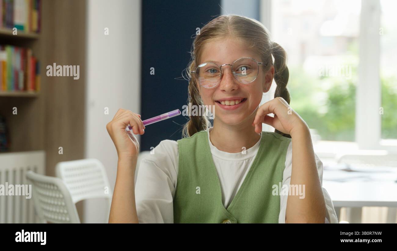 Thinking girl Caucasian pupil student schoolgirl thoughtful search ...