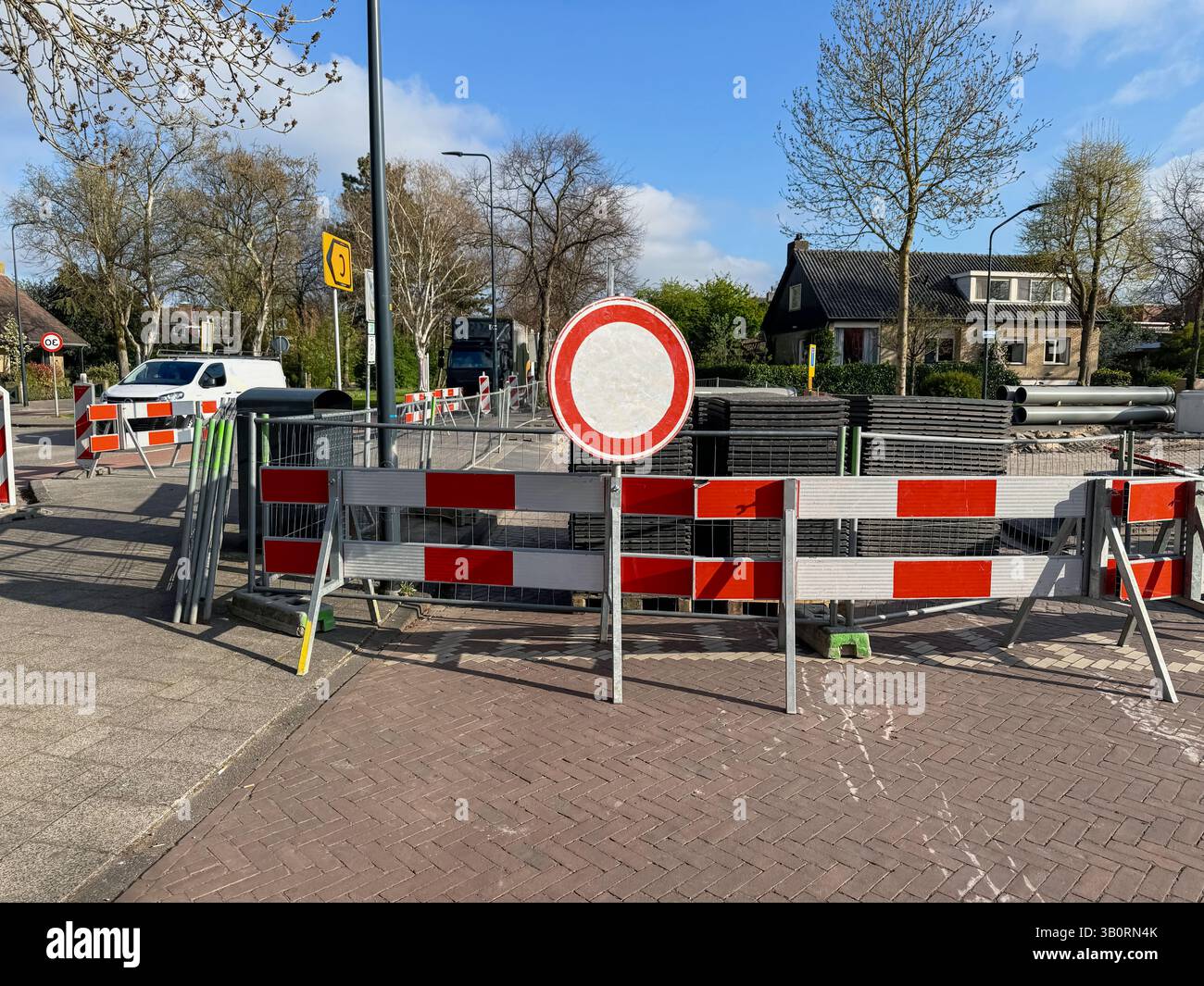 Barricade on street city hi-res stock photography and images - Alamy
