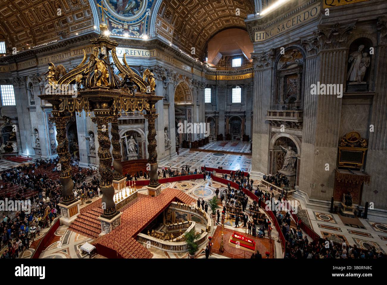 Vatican City, Vatican. 24th Apr, 2025. View from above of the body of ...