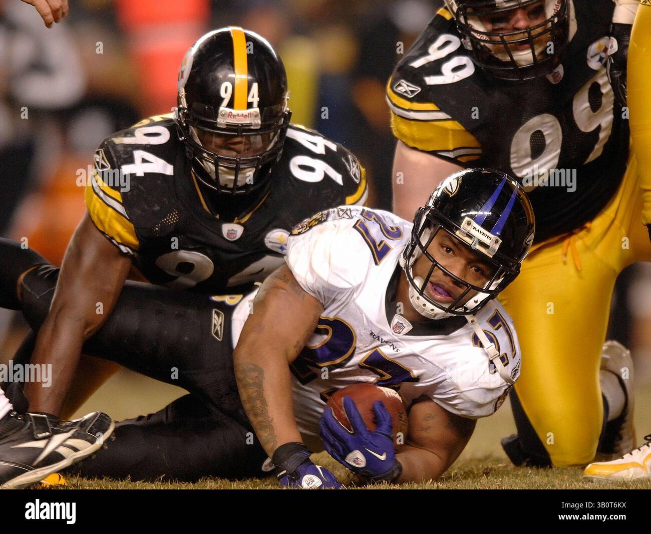 Ray rice 2011 hi-res stock photography and images - Alamy