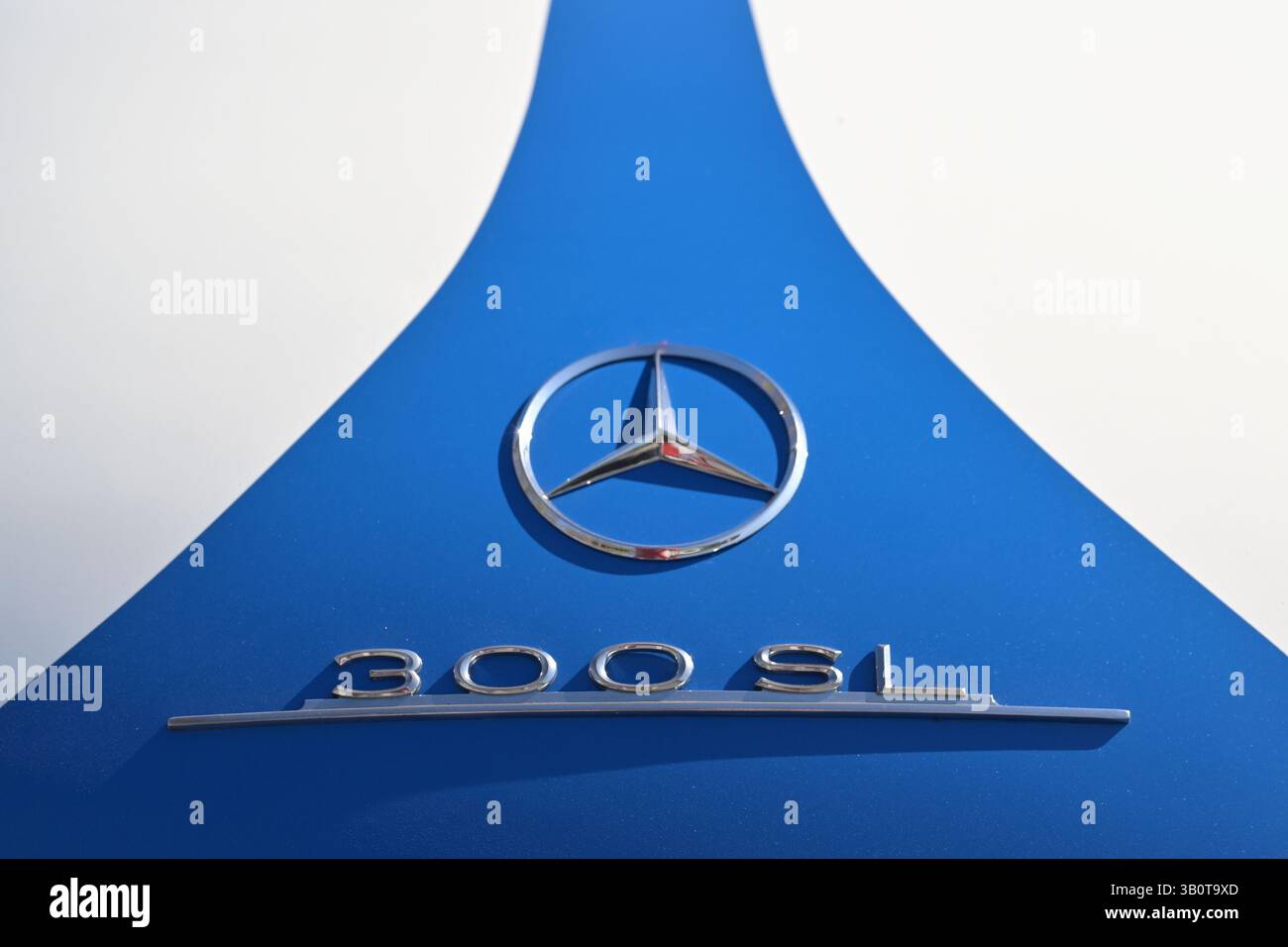 Mercedes benz 300 sl boot lid badge hi-res stock photography and images ...