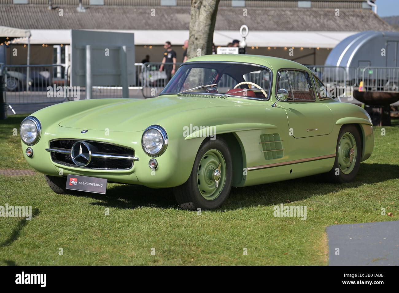 Mercedes Benz 300 SL, Goodwood 82nd Members Meeting, Goodwood Motor ...