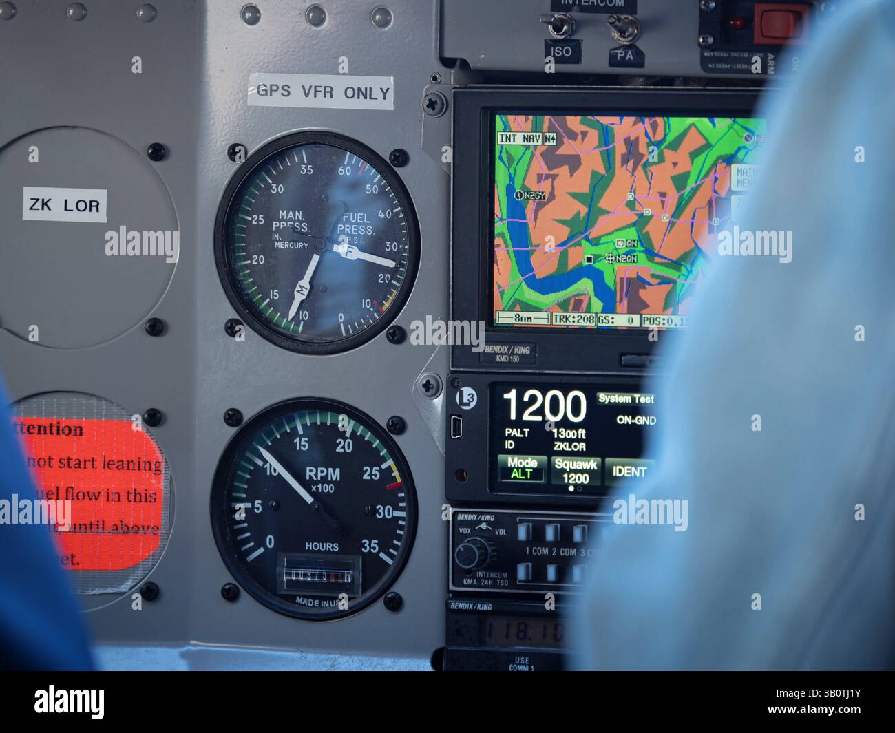GippsAero GA8 Airvan propeller aircraft cockpit control panel dashboard ...