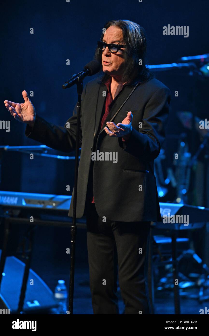 Fort Lauderdale, FL, USA. 23rd Apr, 2025. Todd Rundgren performs during ...