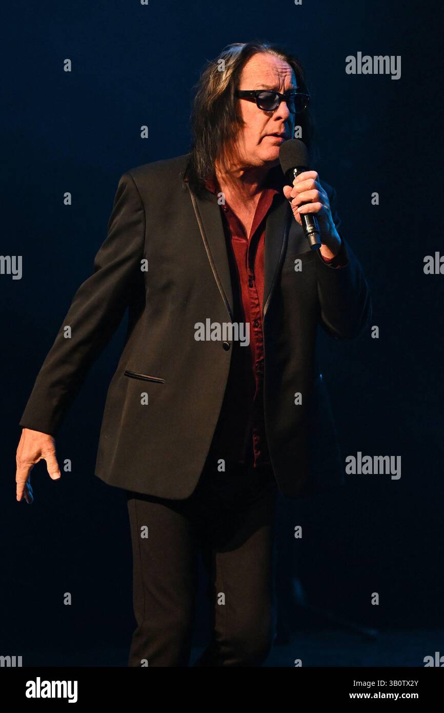 Fort Lauderdale, FL, USA. 23rd Apr, 2025. Todd Rundgren performs during ...