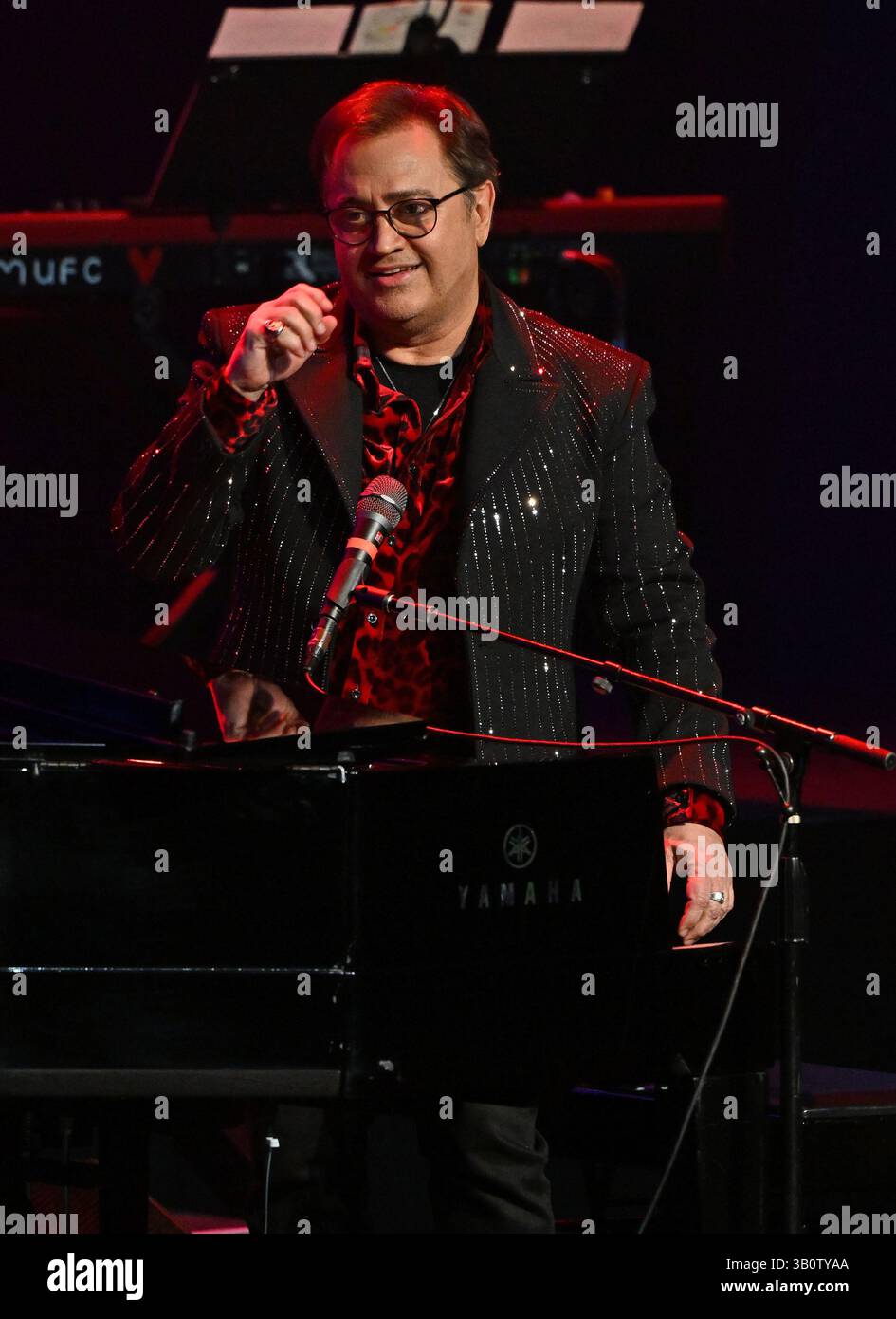 Fort Lauderdale, FL, USA. 23rd Apr, 2025. Rob Shirakbari performs ...