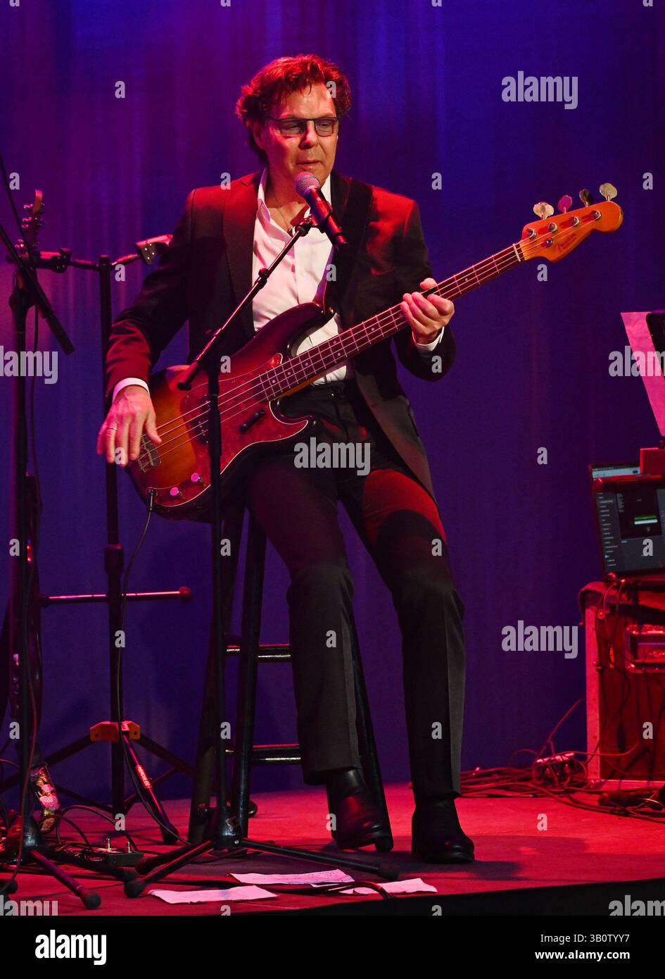 Fort Lauderdale, FL, USA. 23rd Apr, 2025. Kasim Sulton performs during ...