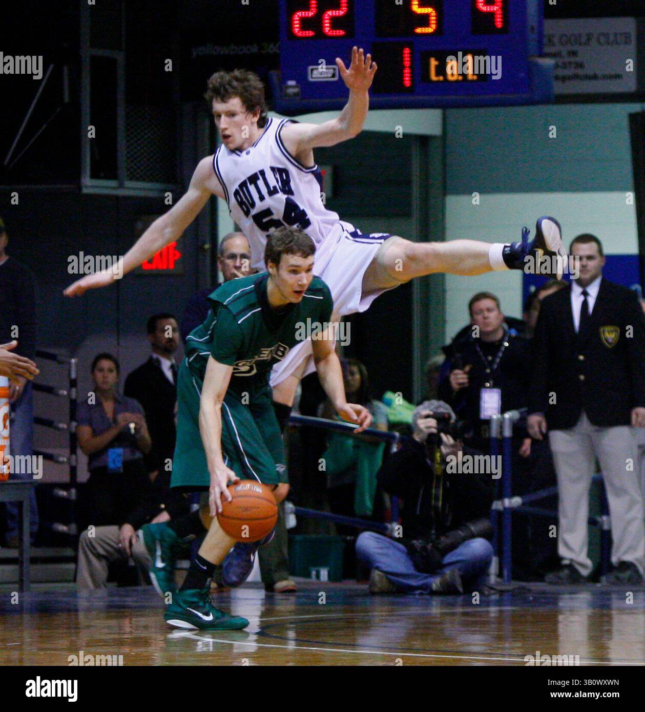 Butler bulldogs at hinkle fieldhouse hi-res stock photography and ...