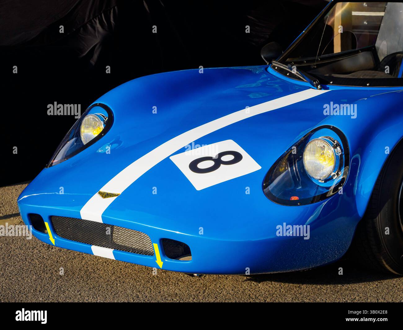 Chevron b8 bmw hi-res stock photography and images - Alamy