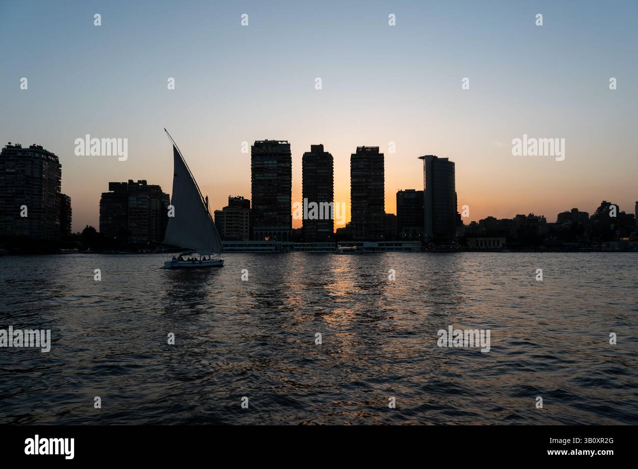 Cairo and nile panorama hi-res stock photography and images - Alamy