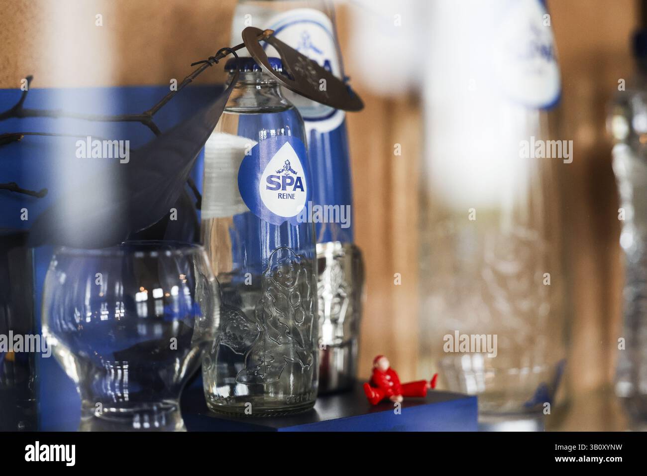 Spa, Belgium. 24th Apr, 2025. A Spa botle pictured at the visit to the ...