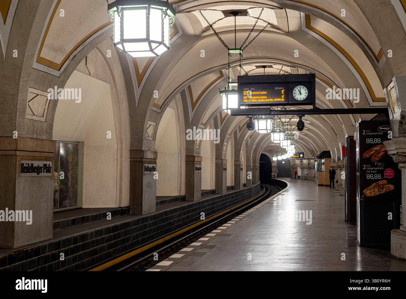 U-Bahn Heidelberger Platz. One of the Most Beautifull U-Bahn Stations ...