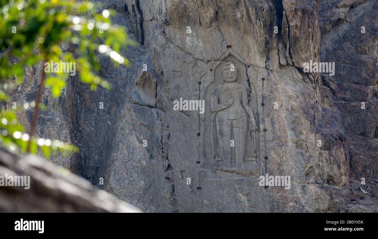 Yashani Buddha Carving at Kargah Nala, Gilgit, Pakistan Stock Photo - Alamy
