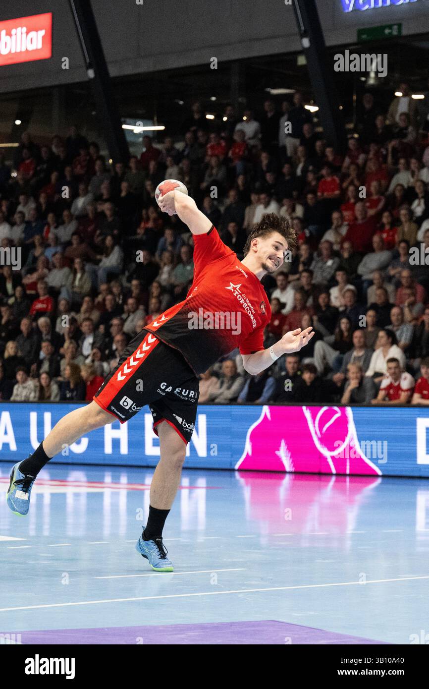 Guemligen, Bern, April 24 2025: Felix Aellen (11 BSV Bern) in action ...