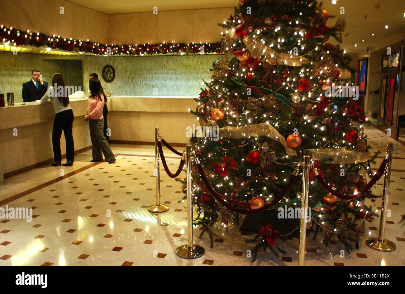 Nov. 20, 2010 - BOGOTA COLOMBIA - Aspectos del loby del hotel. (Credit ...